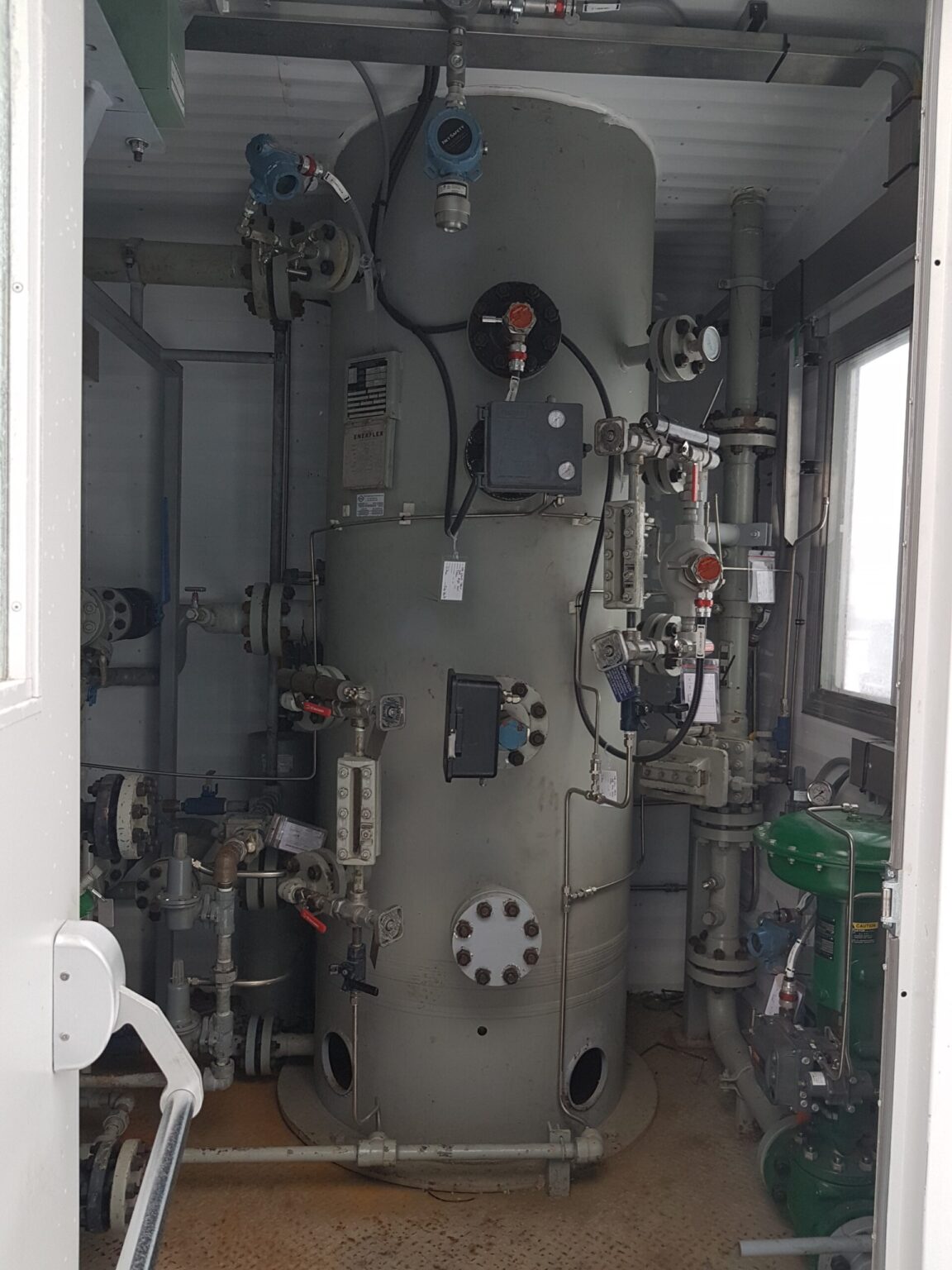 R128 – Vertical 3-Phase 36″ x 10′ @ 1440 PSI Separator – Roska DBO ...
